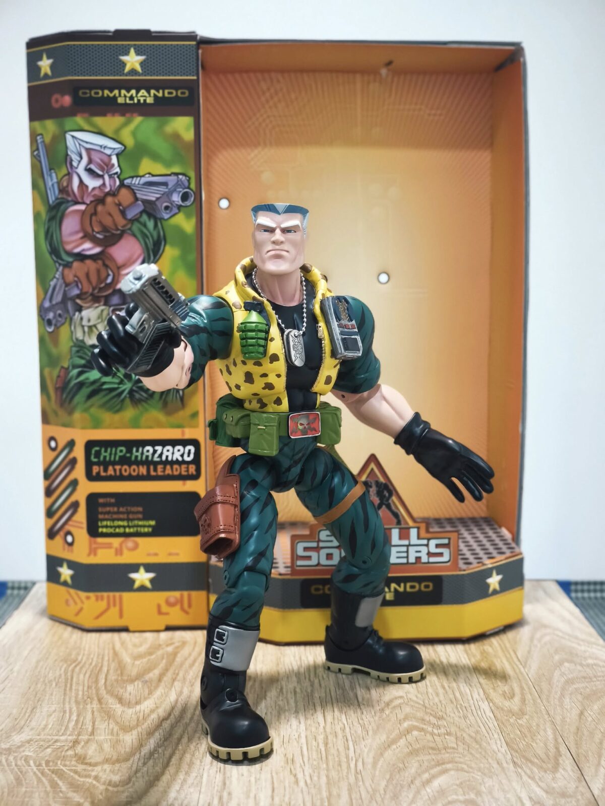Chip Hazard Small Soldiers Replica - Epica Replicas